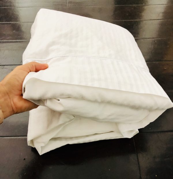 Tutorial:The Best Way to Fold & Store Bed Sheets – With a Touch of Luxe
